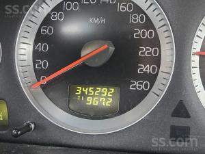 Melns Volvo XC90 2008 Rīga, ar dzinēja tilpumu 2.40 L un nobraukumu 0 tūkst. km par 3200 €, foto 10 vietnē AUTOMOTO.COM.LV