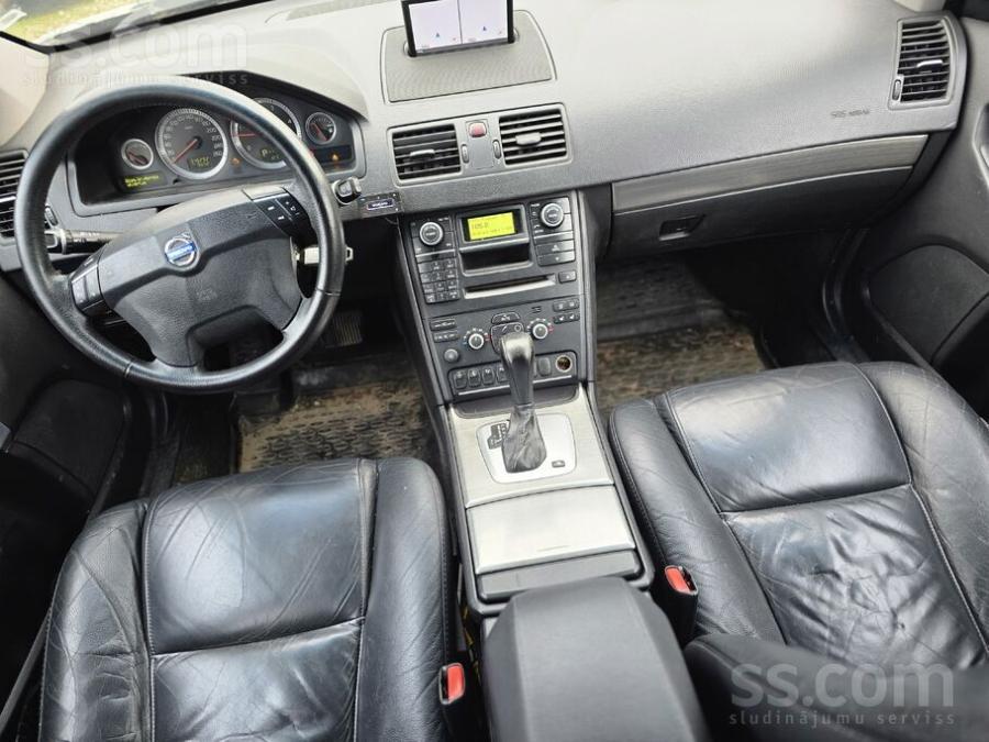 Melns Volvo XC90 2008 Rīga, ar dzinēja tilpumu 2.40 L un nobraukumu 0 tūkst. km par 3200 €, foto 11 vietnē AUTOMOTO.COM.LV