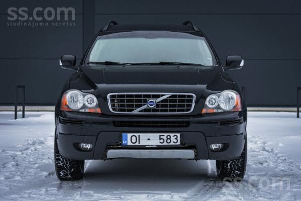 Black Volvo XC90 2009 in Riga, with an engine capacity of 2.40 L and mileage of 0 thousand km for 7500 €, photo 2 on AUTOMOTO.COM.LV
