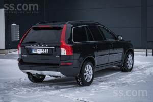 Melns Volvo XC90 2009 Rīga, ar dzinēja tilpumu 2.40 L un nobraukumu 0 tūkst. km par 7500 €, foto 4 vietnē AUTOMOTO.COM.LV