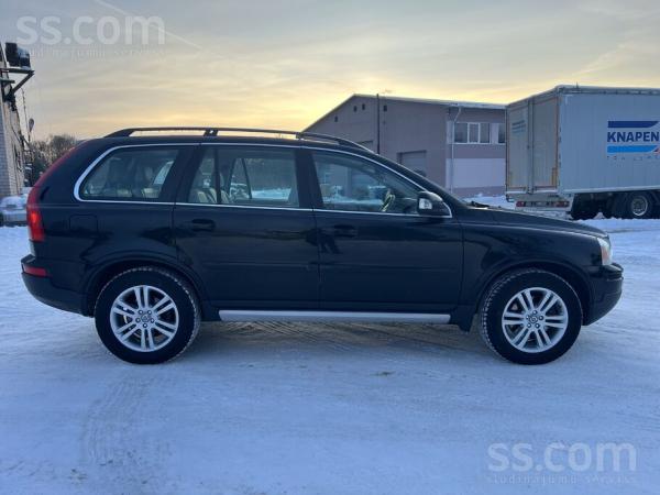 Melns Volvo XC90 2009 Rēzekne, ar dzinēja tilpumu 2.40 L un nobraukumu 0 tūkst. km par 5950 €, foto 5 vietnē AUTOMOTO.COM.LV