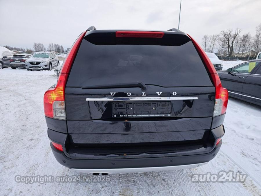 Melns Volvo XC90 2009 Tartu, ar dzinēja tilpumu 2.40 L un nobraukumu 244 tūkst. km par 7390 €, foto 4 vietnē AUTOMOTO.COM.LV