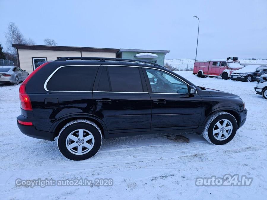 Melns Volvo XC90 2009 Tartu, ar dzinēja tilpumu 2.40 L un nobraukumu 244 tūkst. km par 7390 €, foto 6 vietnē AUTOMOTO.COM.LV