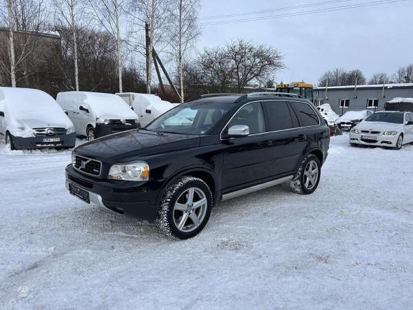 Melns Volvo XC90 2009 Kretinga, ar dzinēja tilpumu 2.40 L un nobraukumu 327 tūkst. km par 7850 €, foto 1 vietnē AUTOMOTO.COM.LV