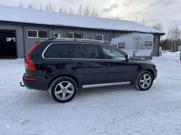 Melns Volvo XC90 2009 Kretinga, ar dzinēja tilpumu 2.40 L un nobraukumu 327 tūkst. km par 7850 €, foto 8 vietnē AUTOMOTO.COM.LV