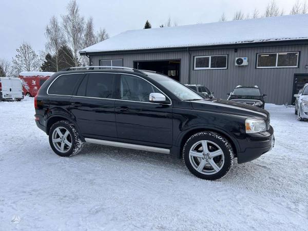 Melns Volvo XC90 2009 Kretinga, ar dzinēja tilpumu 2.40 L un nobraukumu 327 tūkst. km par 7850 €, foto 9 vietnē AUTOMOTO.COM.LV
