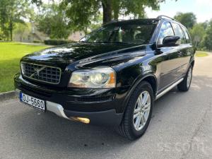 Black Volvo XC90 2009 in Rezekne, with an engine capacity of 2.40 L and mileage of 0 thousand km for 5650 €, photo 3 on AUTOMOTO.COM.LV