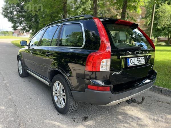 Black Volvo XC90 2009 in Rezekne, with an engine capacity of 2.40 L and mileage of 0 thousand km for 5650 €, photo 8 on AUTOMOTO.COM.LV