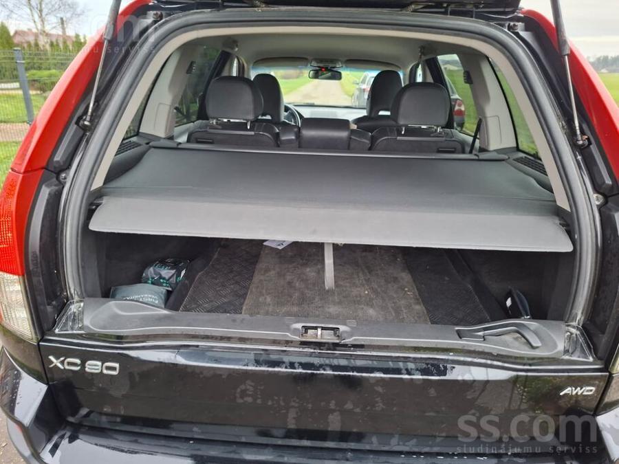 Melns Volvo XC90 2009 Talsi, ar dzinēja tilpumu 2.40 L un nobraukumu 414 tūkst. km par 4750 €, foto 5 vietnē AUTOMOTO.COM.LV