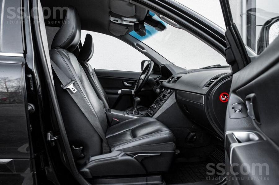 Melns Volvo XC90 2009 Rīga, ar dzinēja tilpumu 2.40 L un nobraukumu 0 tūkst. km par 7500 €, foto 10 vietnē AUTOMOTO.COM.LV