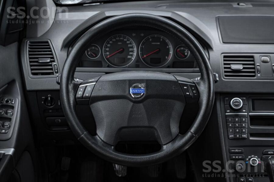 Melns Volvo XC90 2009 Rīga, ar dzinēja tilpumu 2.40 L un nobraukumu 0 tūkst. km par 7500 €, foto 18 vietnē AUTOMOTO.COM.LV