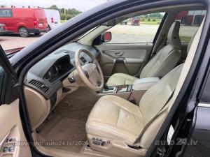 Melns Volvo XC90 2009 Viljandi, ar dzinēja tilpumu 2.40 L un nobraukumu 330 tūkst. km par 7999 €, foto 7 vietnē AUTOMOTO.COM.LV