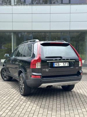 Black Volvo XC90 2009 in Tukums, with an engine capacity of 2.40 L and mileage of 427 thousand km for 4700 €, photo 5 on AUTOMOTO.COM.LV
