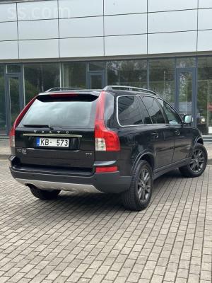 Black Volvo XC90 2009 in Tukums, with an engine capacity of 2.40 L and mileage of 427 thousand km for 4700 €, photo 6 on AUTOMOTO.COM.LV