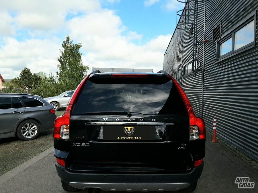 Black Volvo XC90 2009 in Kretinga, with an engine capacity of 3.20 L and mileage of 224 thousand km for 6750 €, photo 3 on AUTOMOTO.COM.LV