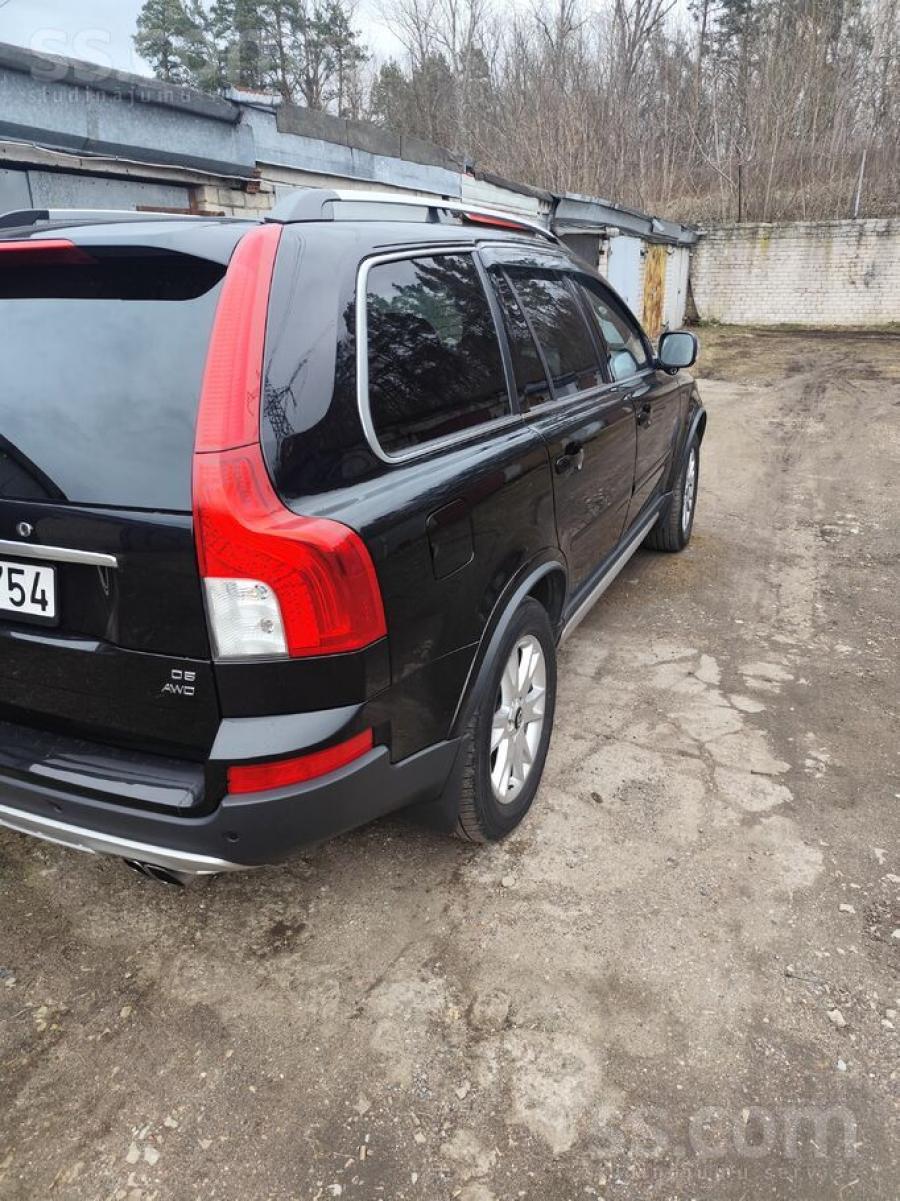 Melns Volvo XC90 2009 Rīga, ar dzinēja tilpumu 2.40 L un nobraukumu 0 tūkst. km par 8500 €, foto 5 vietnē AUTOMOTO.COM.LV