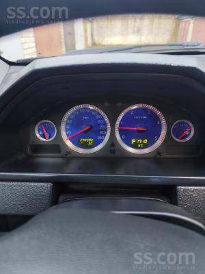 Melns Volvo XC90 2009 Rīga, ar dzinēja tilpumu 2.40 L un nobraukumu 0 tūkst. km par 8500 €, foto 6 vietnē AUTOMOTO.COM.LV