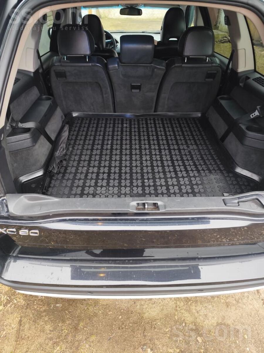 Melns Volvo XC90 2009 Rīga, ar dzinēja tilpumu 2.40 L un nobraukumu 0 tūkst. km par 8500 €, foto 13 vietnē AUTOMOTO.COM.LV