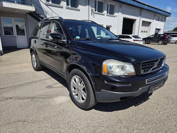 Black Volvo XC90 2009 in Marijampole, with an engine capacity of 2.40 L and mileage of 325 thousand km for 6199 €, photo 3 on AUTOMOTO.COM.LV