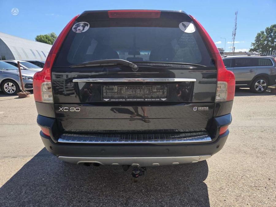 Melns Volvo XC90 2009 Marijampole, ar dzinēja tilpumu 2.40 L un nobraukumu 325 tūkst. km par 6199 €, foto 7 vietnē AUTOMOTO.COM.LV