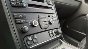 Black Volvo XC90 2009 in Riga, with an engine capacity of 2.40 L and mileage of 219 thousand km for 8490 €, photo 30 on AUTOMOTO.COM.LV