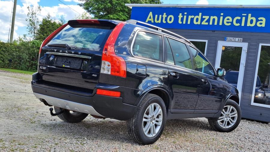 Black Volvo XC90 2009 in Riga, with an engine capacity of 2.40 L and mileage of 219 thousand km for 8490 €, photo 47 on AUTOMOTO.COM.LV