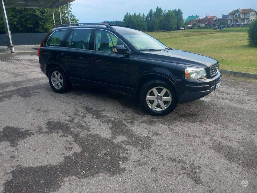 Melns Volvo XC90 2009 Šalčininkai, ar dzinēja tilpumu 2.40 L un nobraukumu 299 tūkst. km par 7800 €, foto 5 vietnē AUTOMOTO.COM.LV