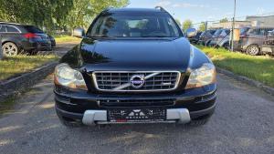 Black Volvo XC90 2009 in Siauliai, with an engine capacity of 2.40 L and mileage of 288 thousand km for 7250 €, photo 9 on AUTOMOTO.COM.LV