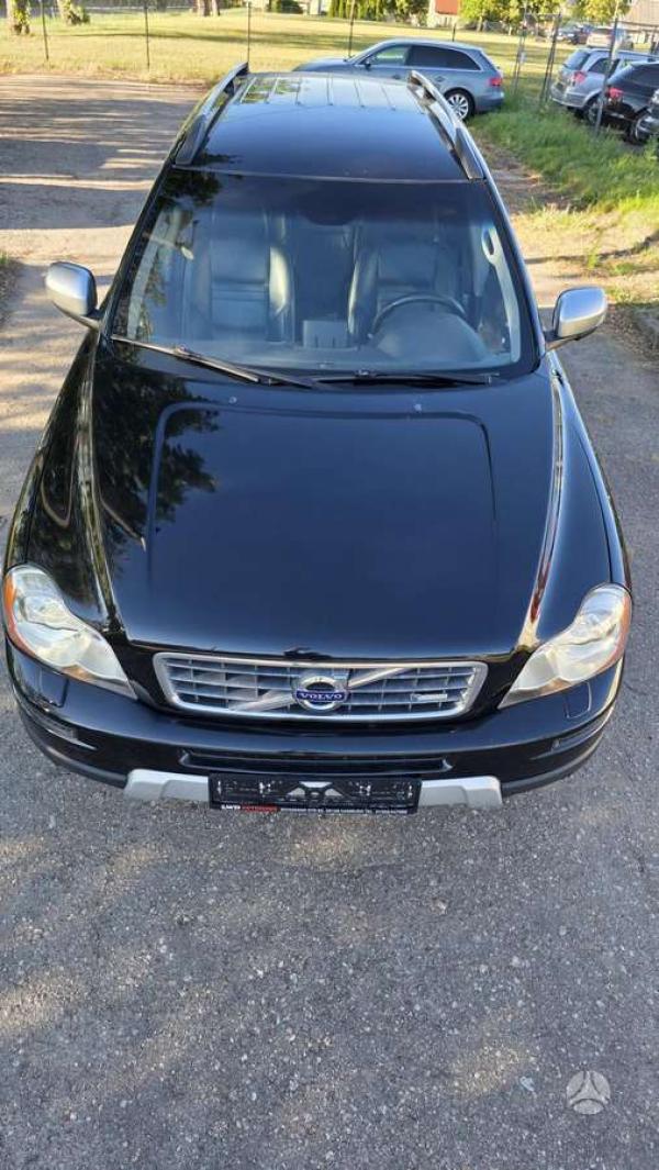 Melns Volvo XC90 2009 Šauļi, ar dzinēja tilpumu 2.40 L un nobraukumu 288 tūkst. km par 7250 €, foto 9 vietnē AUTOMOTO.COM.LV