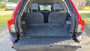 Black Volvo XC90 2009 in Siauliai, with an engine capacity of 2.40 L and mileage of 288 thousand km for 7250 €, photo 37 on AUTOMOTO.COM.LV