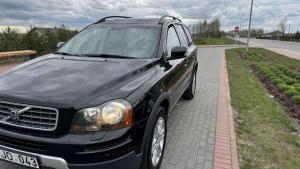 Black Volvo XC90 2009 in Raseiniai, with an engine capacity of 3.19 L and mileage of 251 thousand km for 6400 €, photo 3 on AUTOMOTO.COM.LV