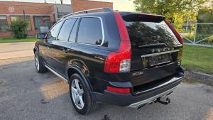 Melns Volvo XC90 2009 Šauļi, ar dzinēja tilpumu 2.40 L un nobraukumu 288 tūkst. km par 7250 €, foto 4 vietnē AUTOMOTO.COM.LV