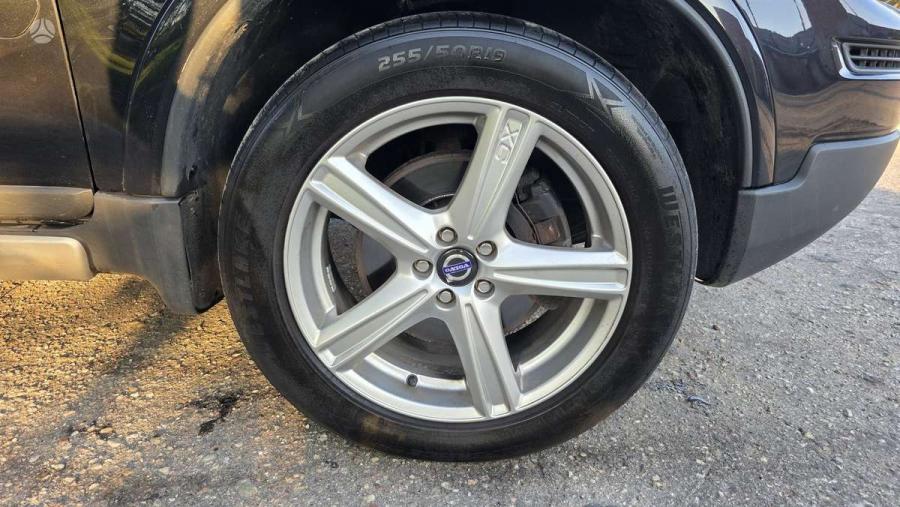 Melns Volvo XC90 2009 Šauļi, ar dzinēja tilpumu 2.40 L un nobraukumu 288 tūkst. km par 7250 €, foto 13 vietnē AUTOMOTO.COM.LV