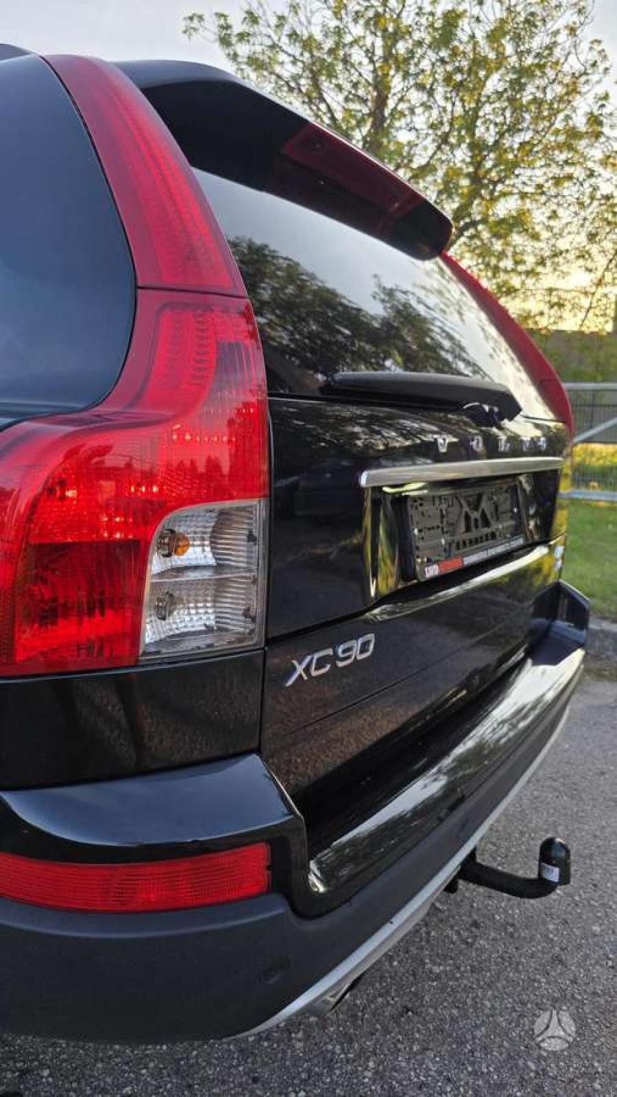 Melns Volvo XC90 2009 Šauļi, ar dzinēja tilpumu 2.40 L un nobraukumu 288 tūkst. km par 7250 €, foto 18 vietnē AUTOMOTO.COM.LV