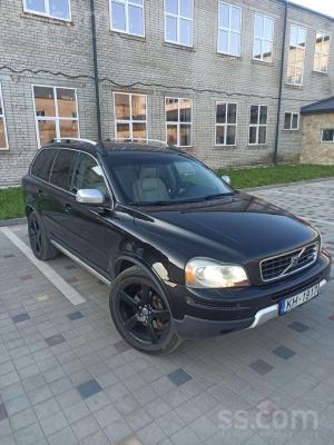 Melns Volvo XC90 2009 Preiļi, ar dzinēja tilpumu 2.40 L un nobraukumu 383 tūkst. km par 6100 €, foto 3 vietnē AUTOMOTO.COM.LV