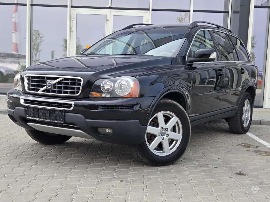 Melns Volvo XC90 2009 Viļņa, ar dzinēja tilpumu 2.40 L un nobraukumu 293 tūkst. km par 8900 €, foto 3 vietnē AUTOMOTO.COM.LV