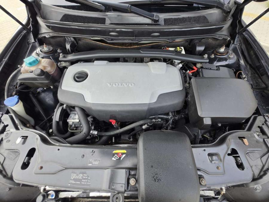 Melns Volvo XC90 2009 Viļņa, ar dzinēja tilpumu 2.40 L un nobraukumu 293 tūkst. km par 8900 €, foto 9 vietnē AUTOMOTO.COM.LV