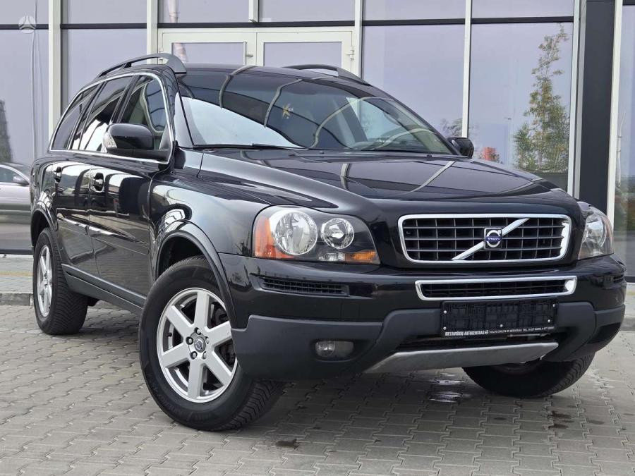 Melns Volvo XC90 2009 Viļņa, ar dzinēja tilpumu 2.40 L un nobraukumu 293 tūkst. km par 8900 €, foto 16 vietnē AUTOMOTO.COM.LV