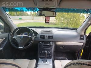 Melns Volvo XC90 2009 Saldus, ar dzinēja tilpumu 2.40 L un nobraukumu 369 tūkst. km par 6500 €, foto 5 vietnē AUTOMOTO.COM.LV