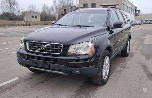 Melns Volvo XC90 2010 Panevēža, ar dzinēja tilpumu 2.40 L un nobraukumu 290 tūkst. km par 6700 €, foto  vietnē AUTOMOTO.COM.LV
