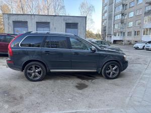 Melns Volvo XC90 2010 Viļņa, ar dzinēja tilpumu 2.40 L un nobraukumu 280 tūkst. km par 2800 €, foto 4 vietnē AUTOMOTO.COM.LV