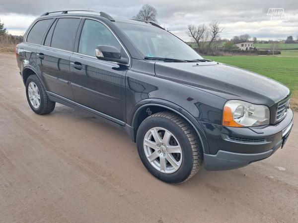 Melns Volvo XC90 2010 Marijampole, ar dzinēja tilpumu 2.40 L un nobraukumu 310 tūkst. km par 5850 €, foto 4 vietnē AUTOMOTO.COM.LV
