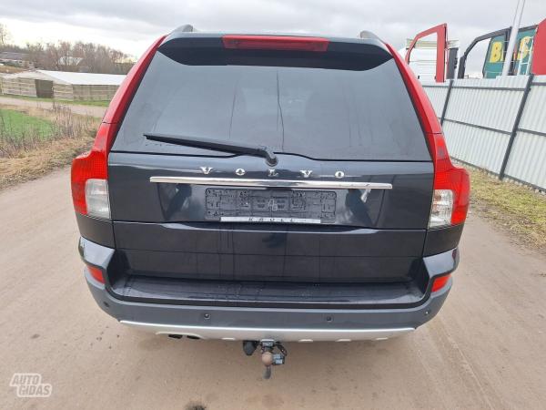 Melns Volvo XC90 2010 Marijampole, ar dzinēja tilpumu 2.40 L un nobraukumu 310 tūkst. km par 5850 €, foto 6 vietnē AUTOMOTO.COM.LV