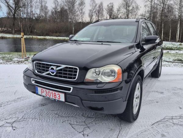 Melns Volvo XC90 2010 Utena, ar dzinēja tilpumu 2.40 L un nobraukumu 300 tūkst. km par 7250 €, foto 3 vietnē AUTOMOTO.COM.LV