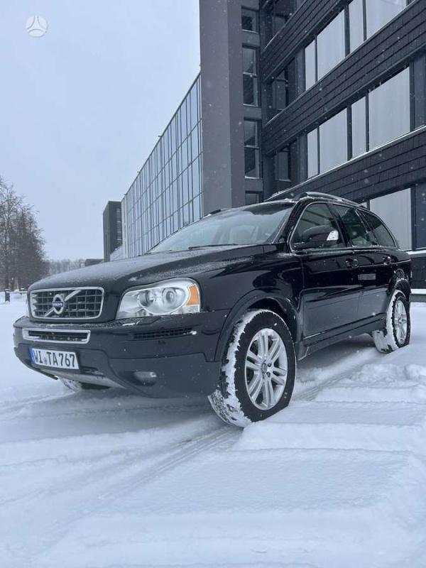 Melns Volvo XC90 2010 Kauņa, ar dzinēja tilpumu 2.40 L un nobraukumu 292 tūkst. km par 7390 €, foto 2 vietnē AUTOMOTO.COM.LV