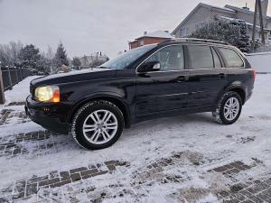 Black Volvo XC90 2010 in Radviliskis, with an engine capacity of 2.40 L and mileage of 296 thousand km for 7400 €, photo 2 on AUTOMOTO.COM.LV