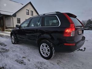 Black Volvo XC90 2010 in Radviliskis, with an engine capacity of 2.40 L and mileage of 296 thousand km for 7400 €, photo 17 on AUTOMOTO.COM.LV