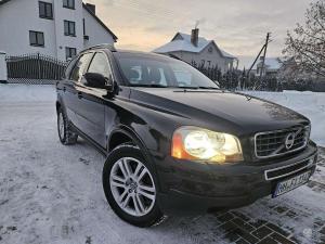 Black Volvo XC90 2010 in Radviliskis, with an engine capacity of 2.40 L and mileage of 296 thousand km for 7400 €, photo 28 on AUTOMOTO.COM.LV
