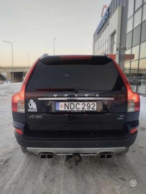 Melns Volvo XC90 2010 Viļņa, ar dzinēja tilpumu 2.40 L un nobraukumu 202 tūkst. km par 8900 €, foto 7 vietnē AUTOMOTO.COM.LV
