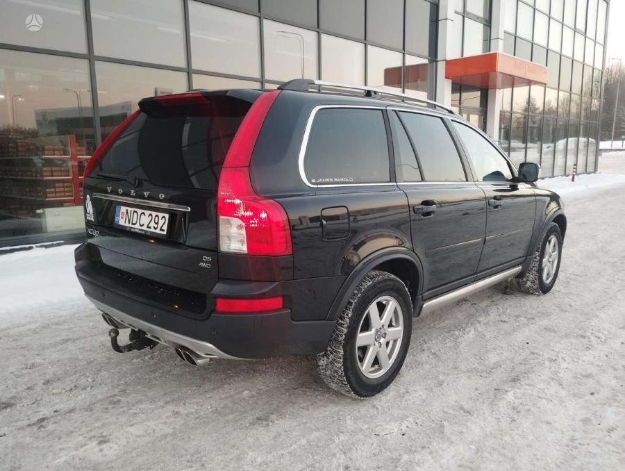 Melns Volvo XC90 2010 Viļņa, ar dzinēja tilpumu 2.40 L un nobraukumu 202 tūkst. km par 8900 €, foto 9 vietnē AUTOMOTO.COM.LV